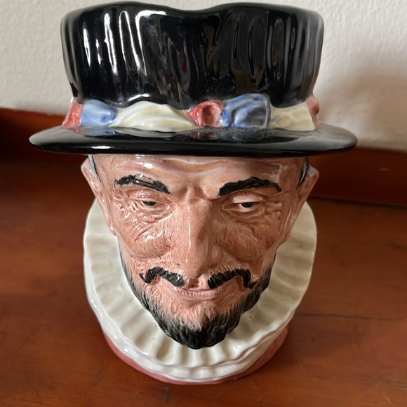 Royal Doulton | Art | Vintage Beef Eater Ceramic Mug Made In England ...